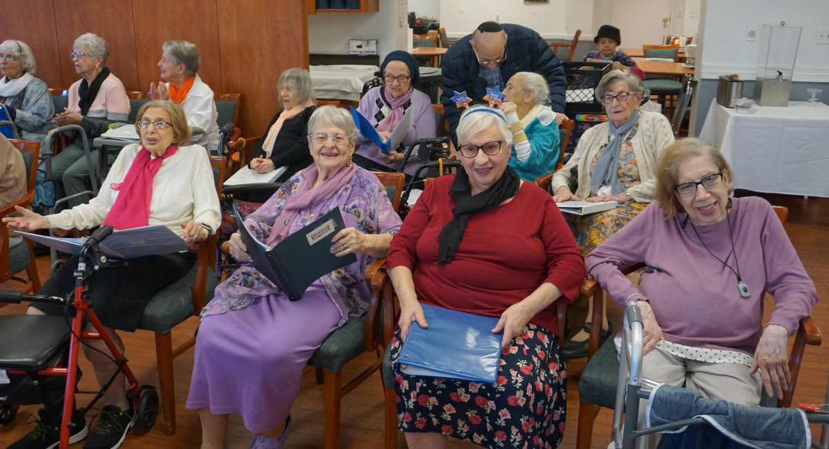 Jewish Senior & Retirement Living - Photo Gallery - Park Plaza